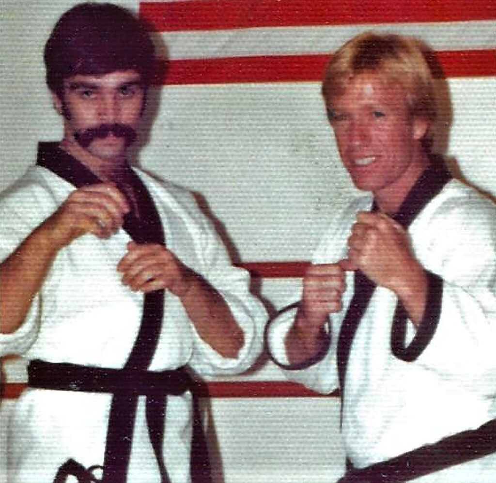 Michael D. Echanis Honored by Chuck Norris - Special Forces Chapter 78